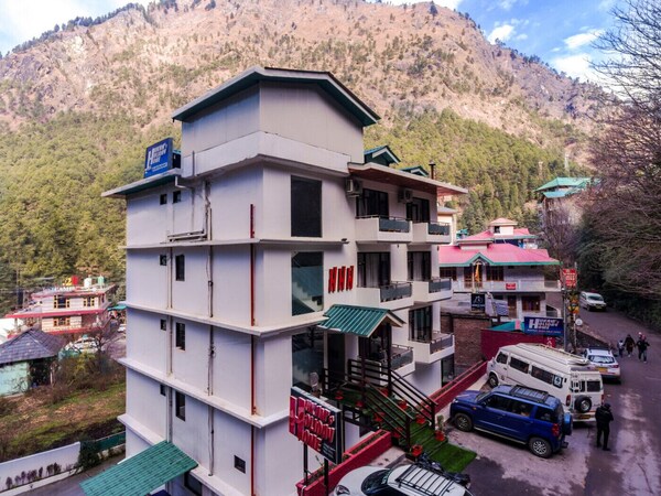 Hukam's Holiday Home - Kasol