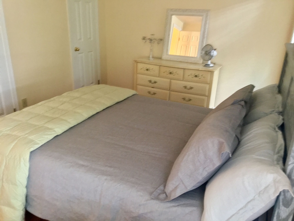 Sanitized And Scrubbed Chesapeake Bay Beach House 100yards To Beach - First Landing Beach, VA