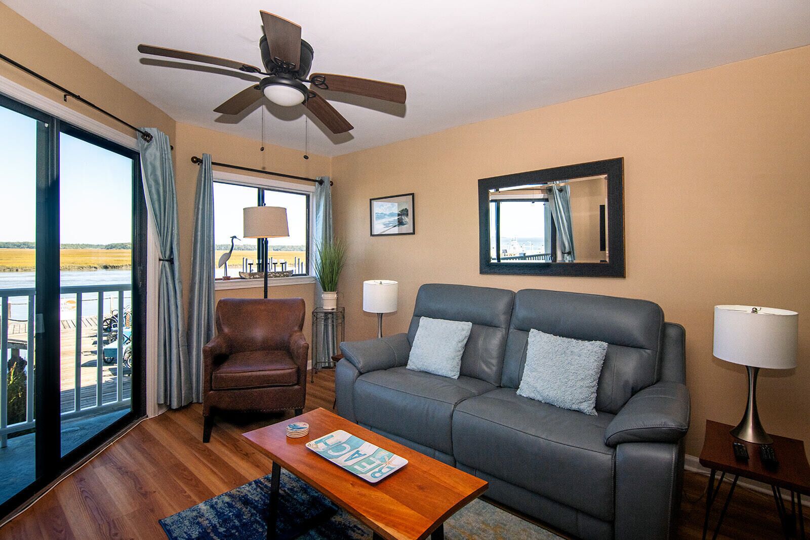 Newly Renovated Villa With Beautiful Views Of The Creek & River - Edisto Island, SC