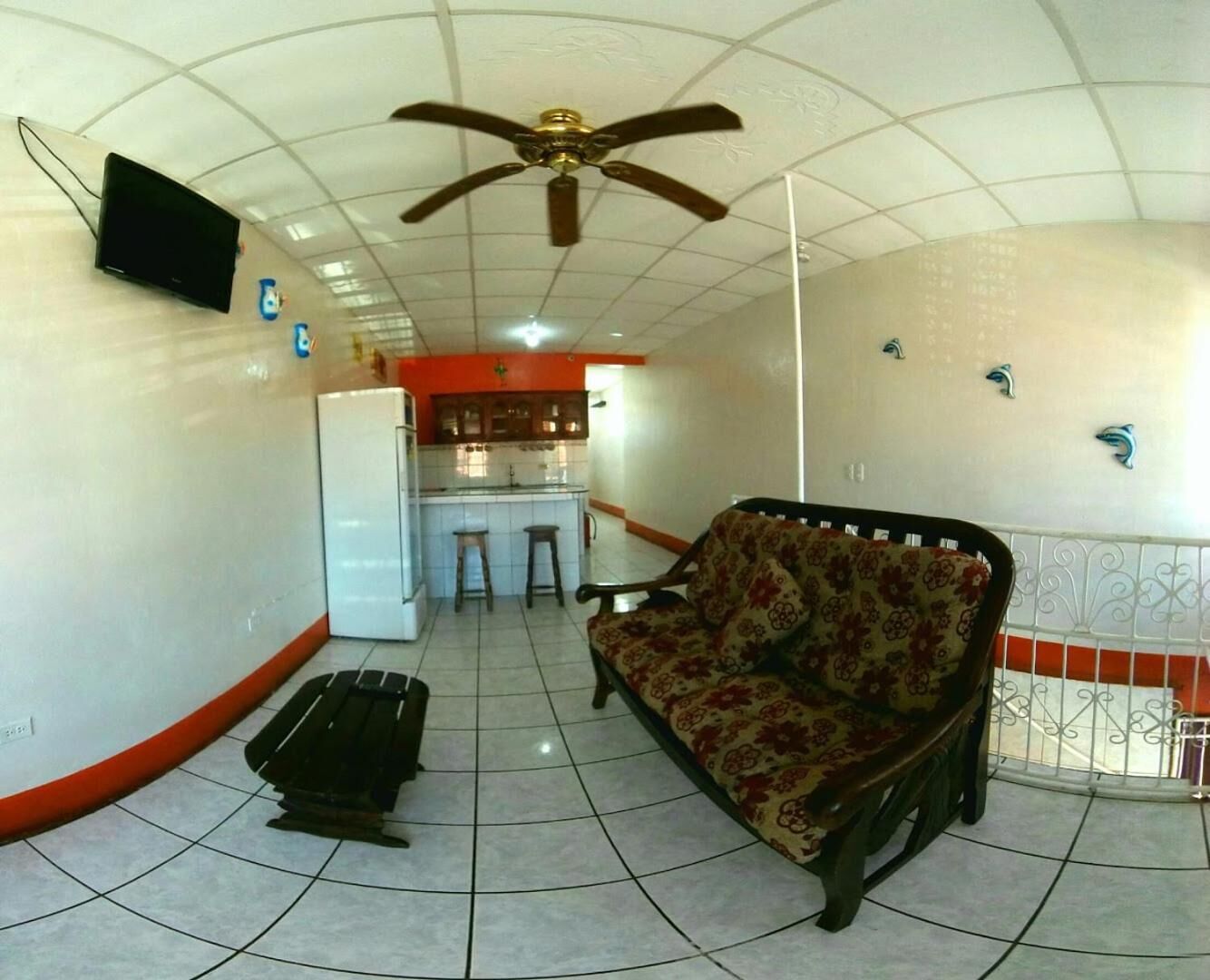 Televisor de ecrã plano de 24 polegadas com canais por cabo, televisor 