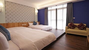 Quarto Familiar | 1 quarto, secretária, cortinas/cortinados opacos, Wi-fi grátis