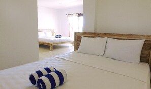 Quarto família | Frigobar, cofres nos quartos, escrivaninha, Wi-Fi de cortesia