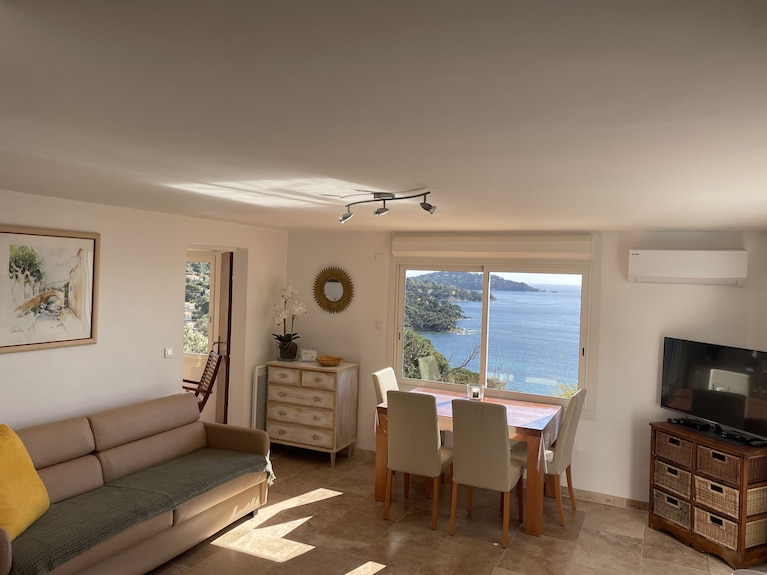 T2 Climatisé Superbe Vue Mer, Dans Villa Indépendante Calme & Plages à Pied - Le Lavandou