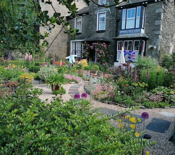Puddle Duck Lodge - Bowness-on-Windermere