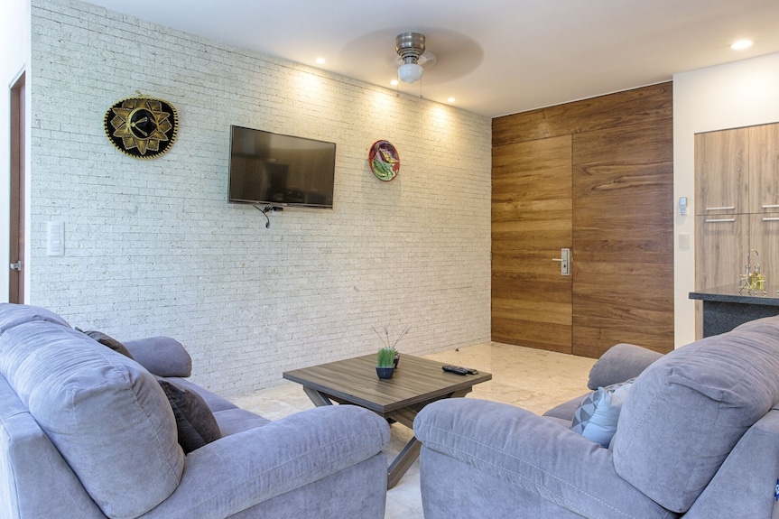 Between The Jungle And The Mayan Sea - Akumal