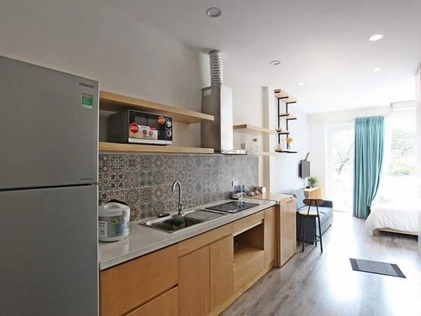 Hanoi Home 2 - Lake View Apartment - Hanoi