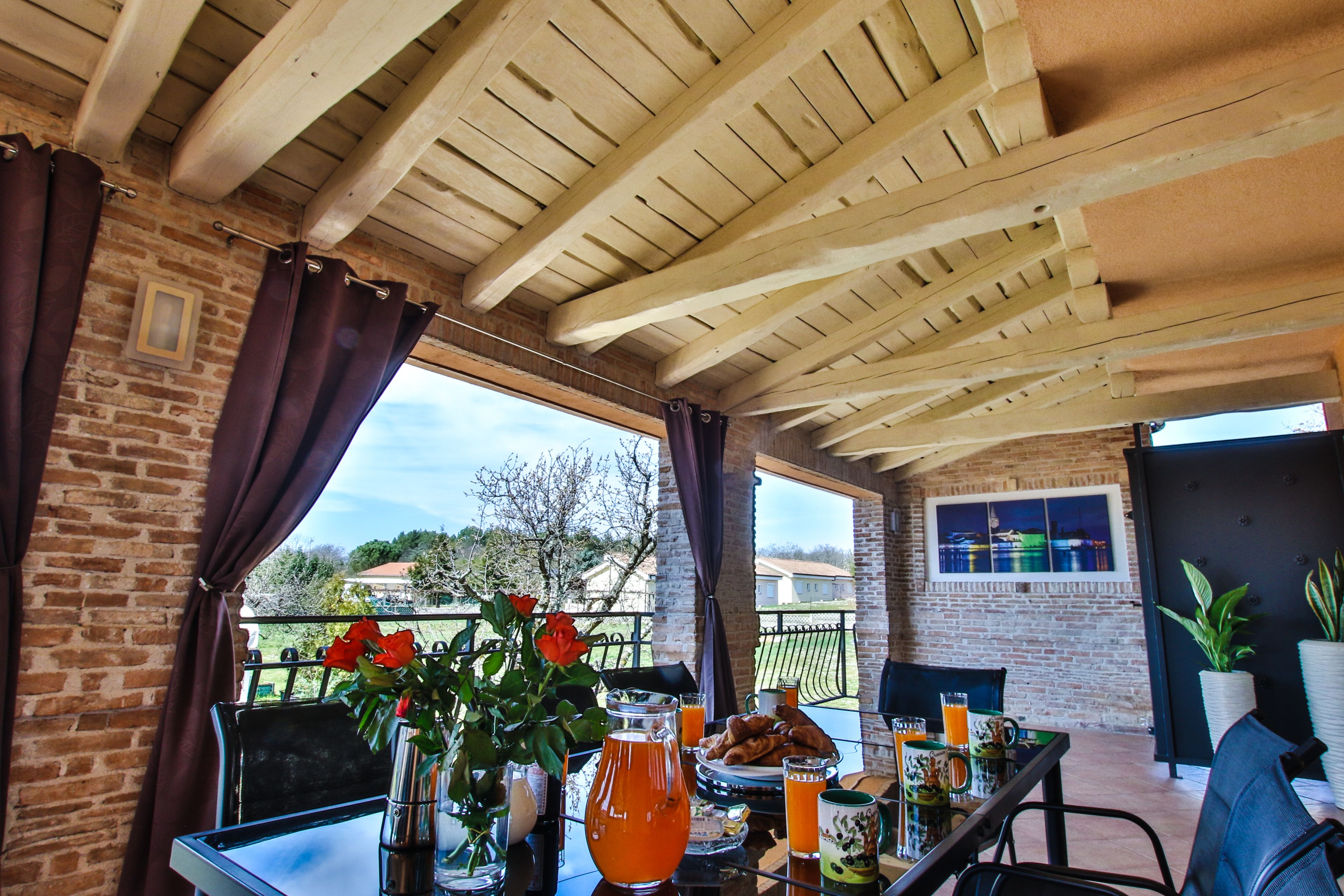 Apartamento Premium, várias camas, vista para o pátio | Terraço/pátio interior