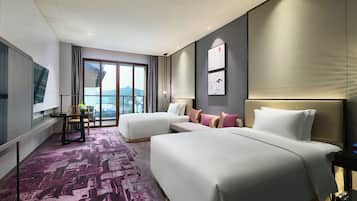 Minibar, ferro/tábua de engomar, Wi-fi grátis, roupa de cama fornecida