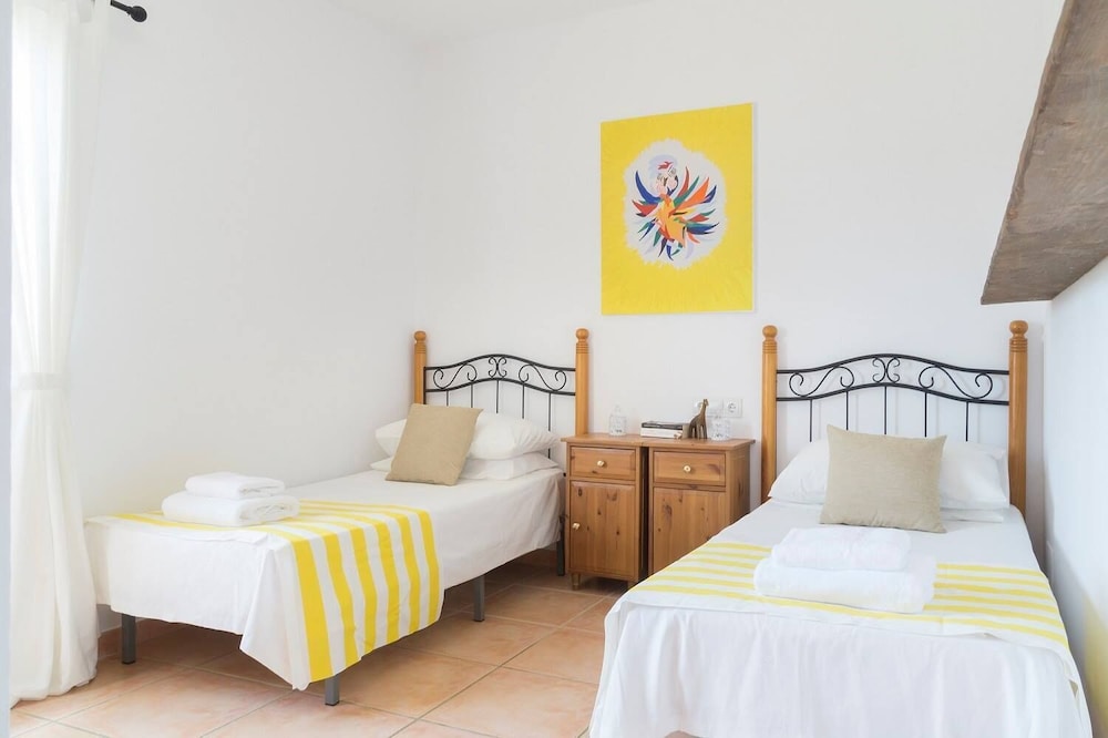 Villa Bondo: Für 6 Personen. Privater Beheizter Pool, Wlan, Grill, Nahe Annehmlichkeiten - Corralejo