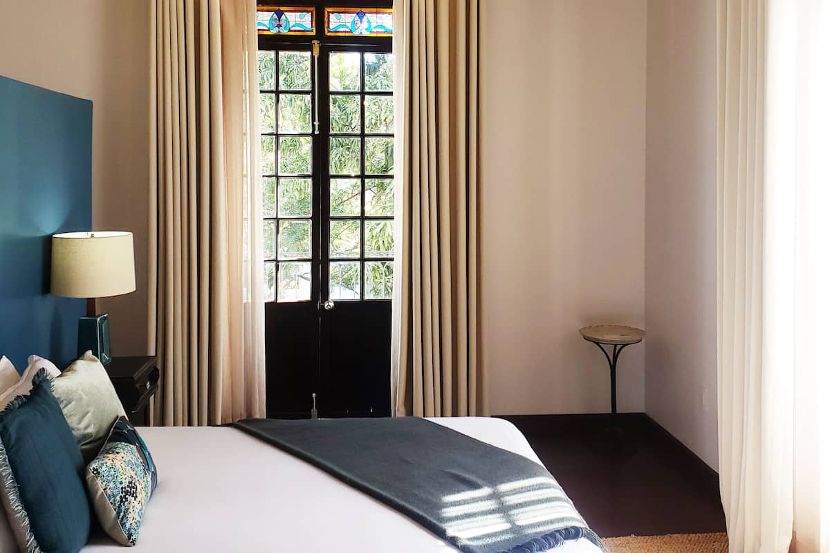 Lake view Suite | 1 quarto, roupas de cama premium, edredons de pluma, cortinas blackout