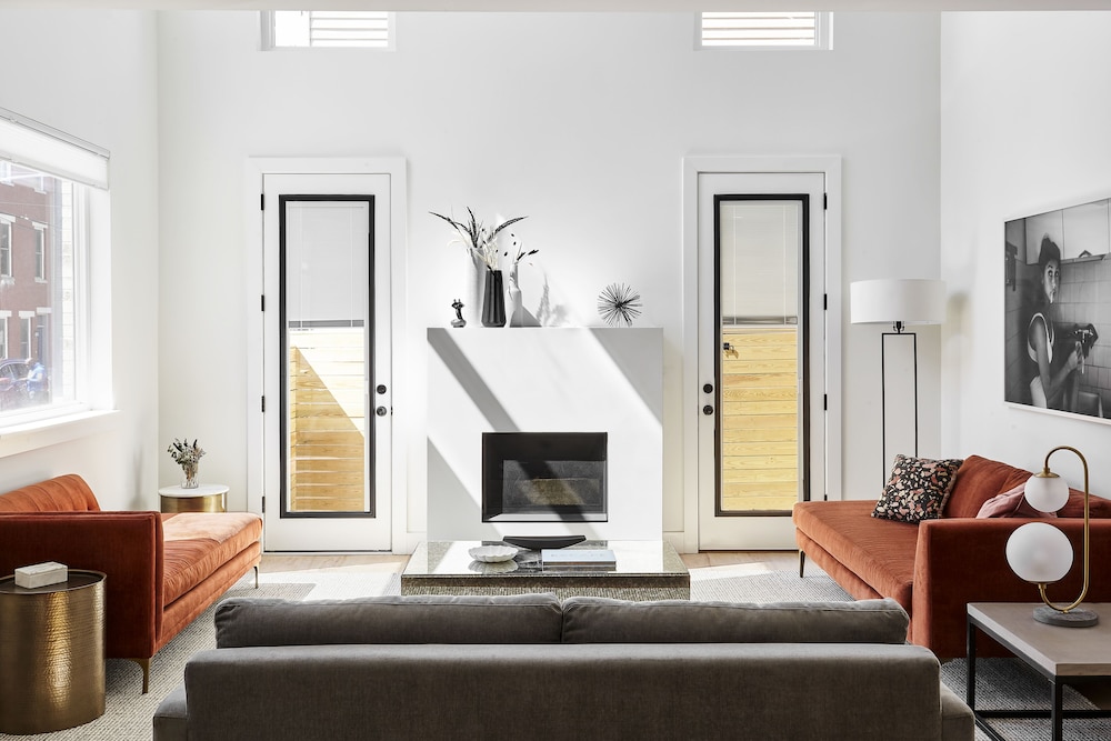 Absolute Luxury! Sleeps 16! Roofdeck/gym/wet Bar - Philadelphia, PA