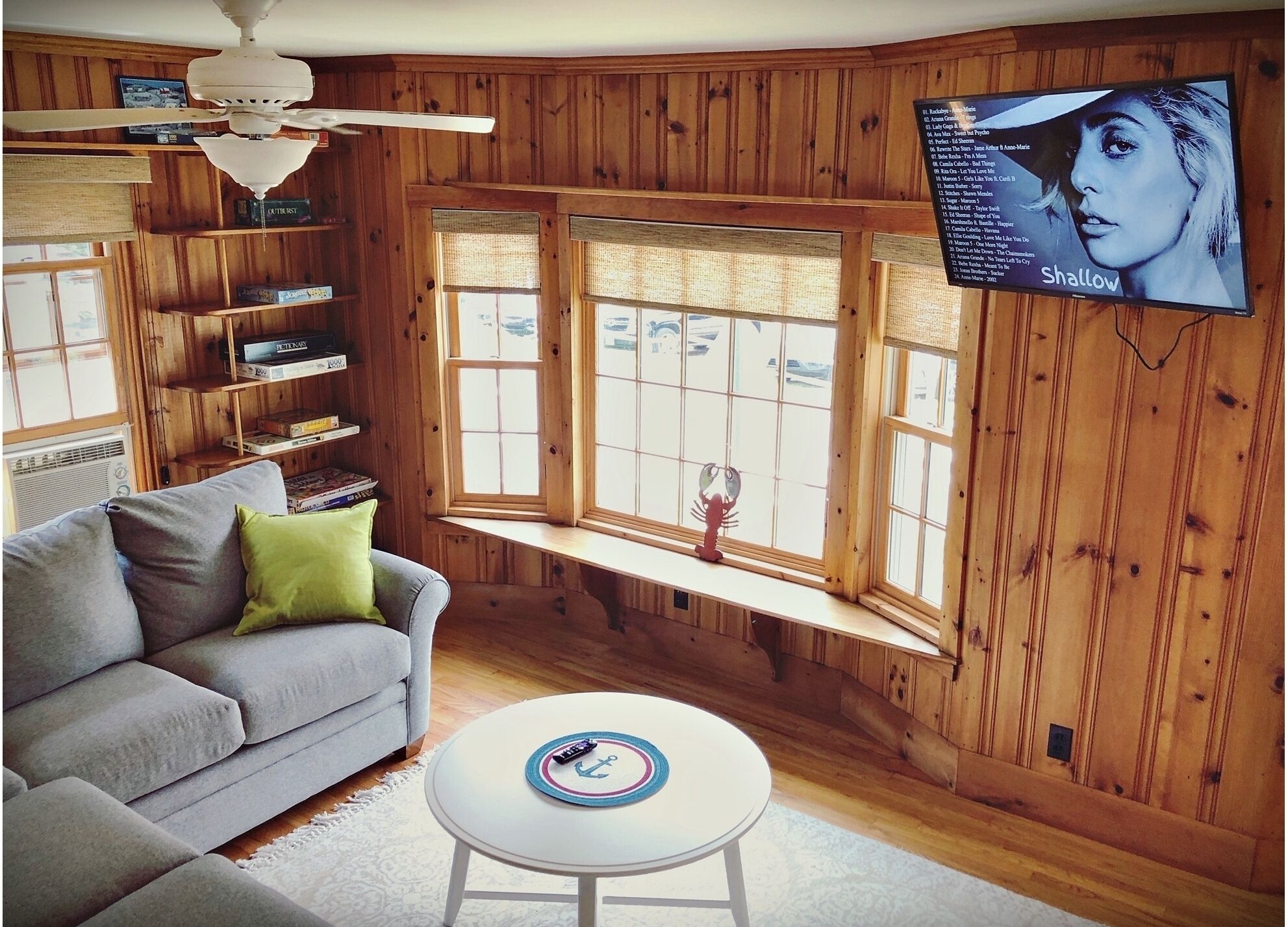 Modern Victorian House With Beautiful Pool In The Heart Of Ogunquit - Ogunquit, ME