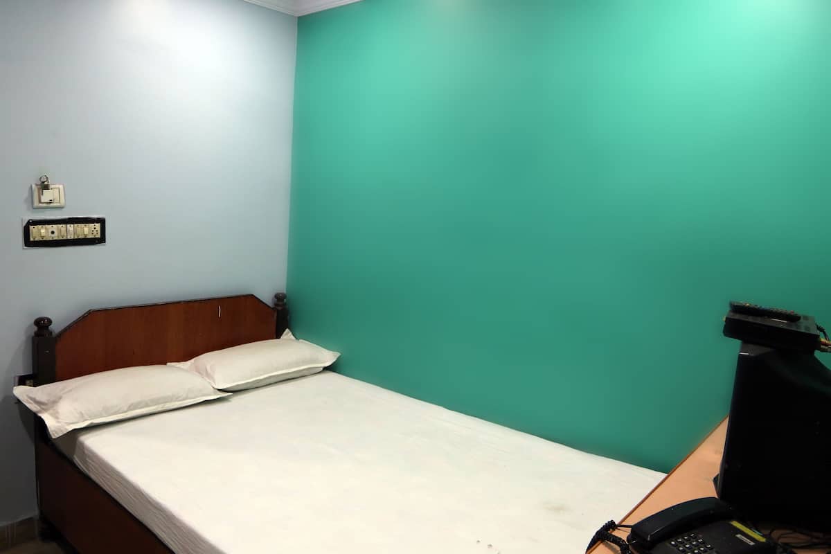 Quarto Twin Básico, 1 cama individual extragrande, Vista para a cidade | Berços/camas para crianças, Wi-fi grátis