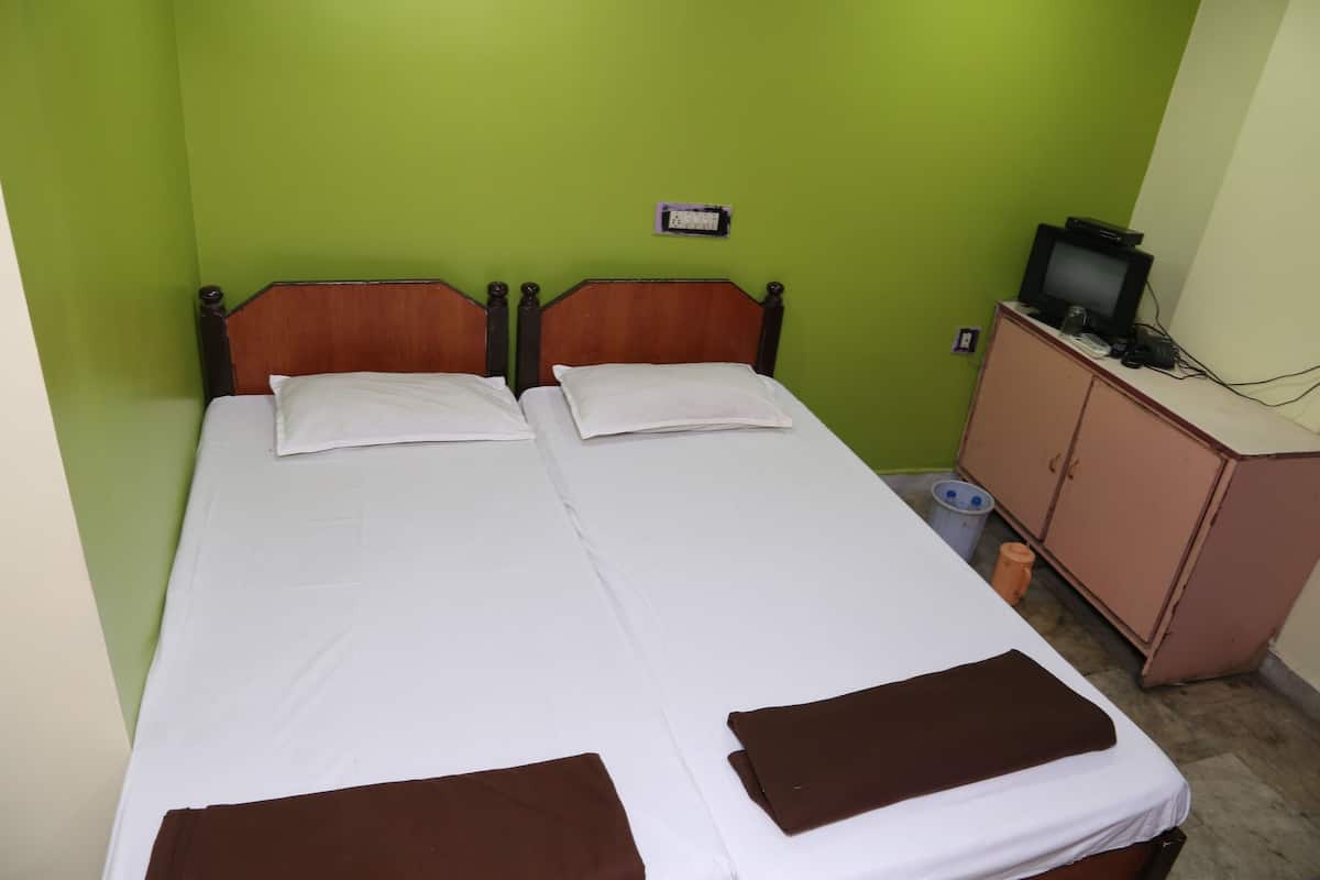 Quarto Duplo Deluxe, 1 cama de casal, Vista para a cidade | Berços/camas para crianças, Wi-fi grátis