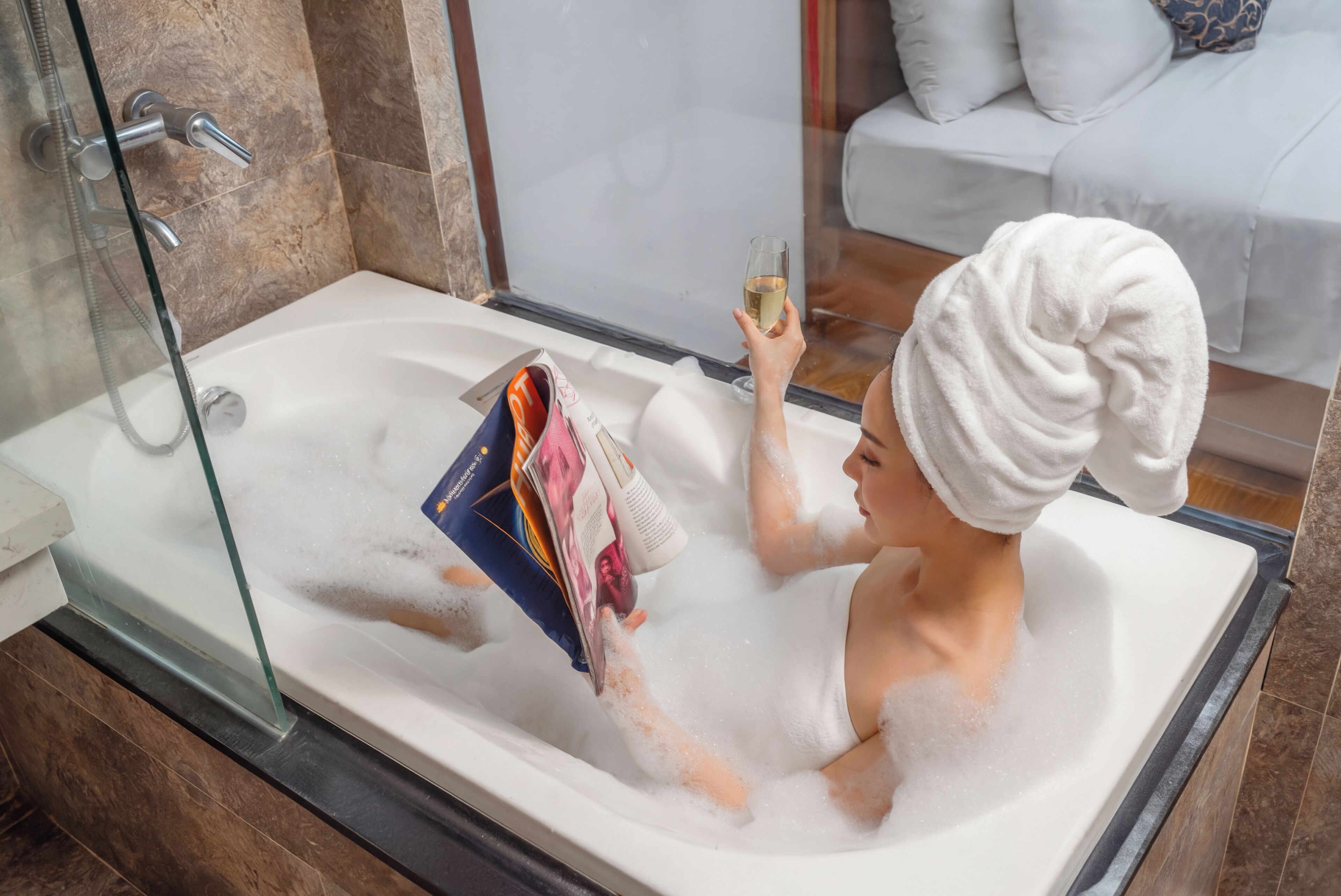 Quarto família (Deluxe) | Banheiro | Produtos de toalete grátis, secador de cabelo, chinelos 