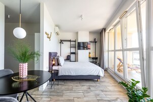 Apartamento (24) | Quartos insonorizados, ferro/tábua de engomar, Wi-fi grátis 