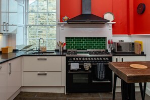 Apartamento com design assinado, 4 quartos, para não fumantes, cozinha | Micro-ondas