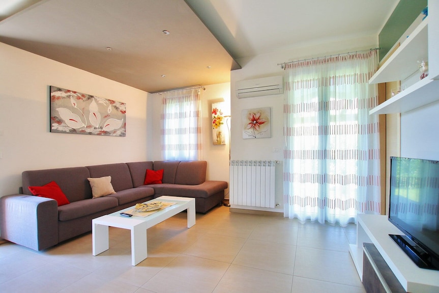 Villa Tulipano - 2 Badkamers Tuin Wi-fi Air Conditioning, Terras, Vlakbij De Zee - Sicilië