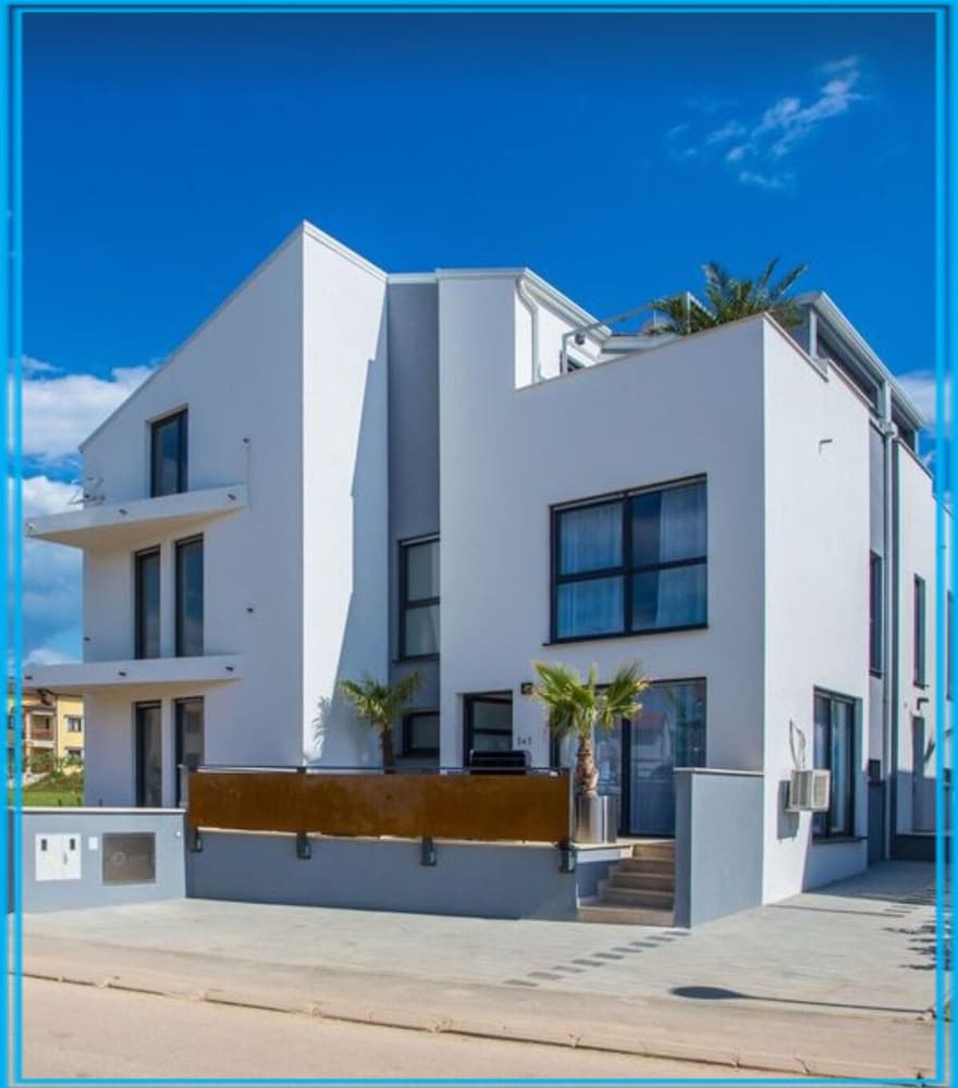 My Happy Place - Funtana - May 2019 Completion - First Photos Online - Vrsar