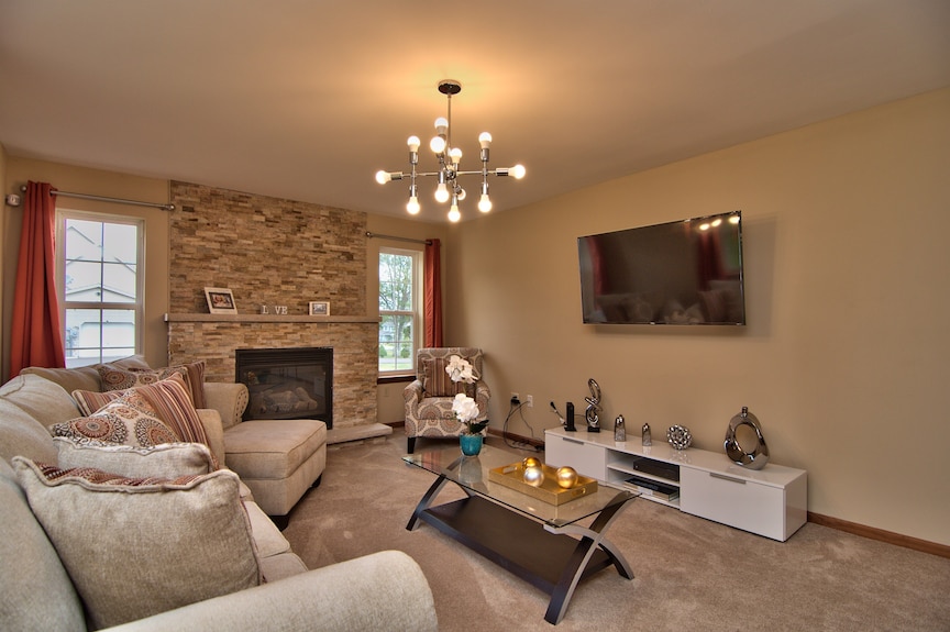 Luxury Home, Close To Kalahari, Ski Resorts, Fireplace, Ping Pong, Pool Table - Pennsylvania