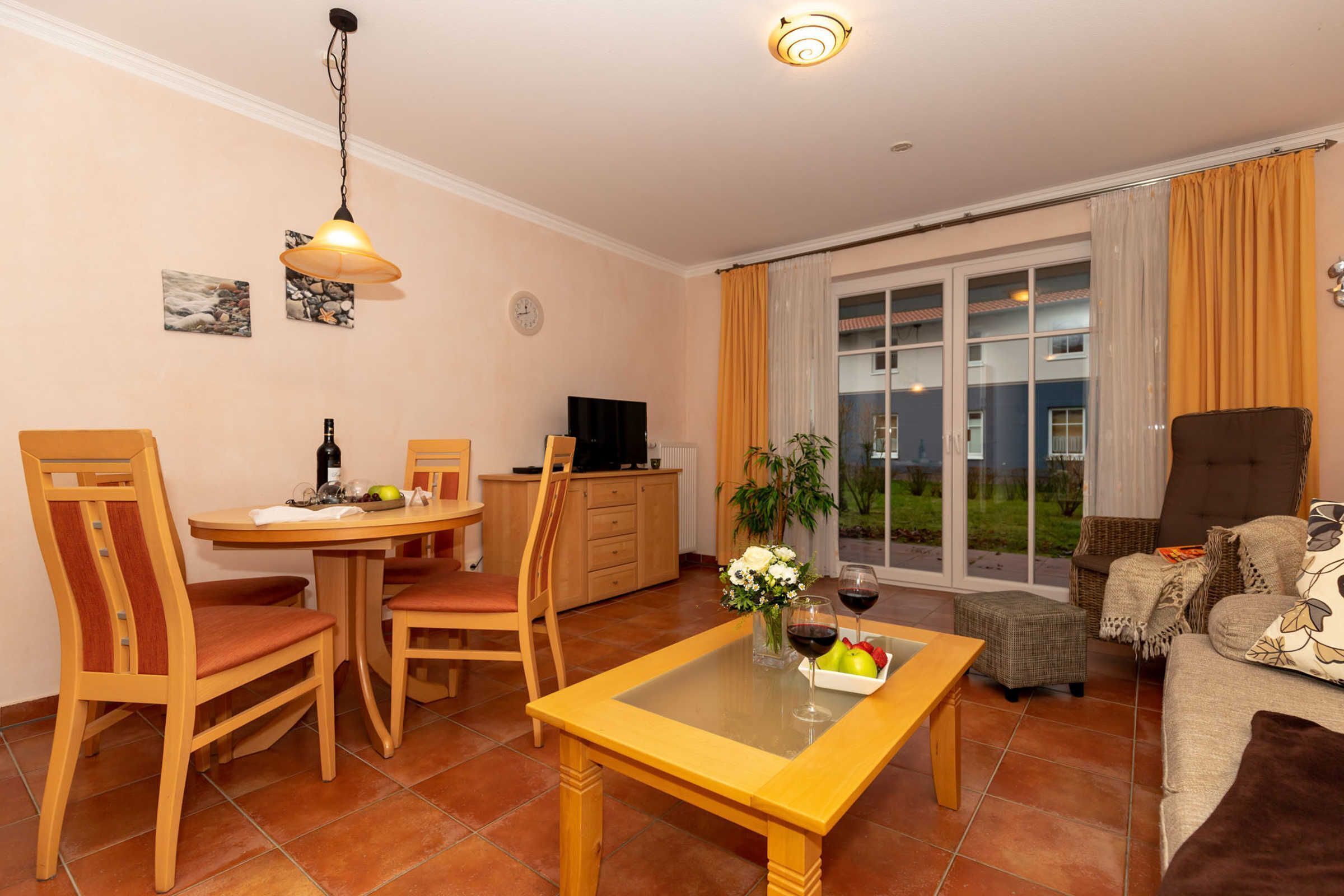 Ferienwohnung Plogmann - Leuchtturm Straße 8 Whg 3 - Ferienwohnung - Leuchtturm - Rerik