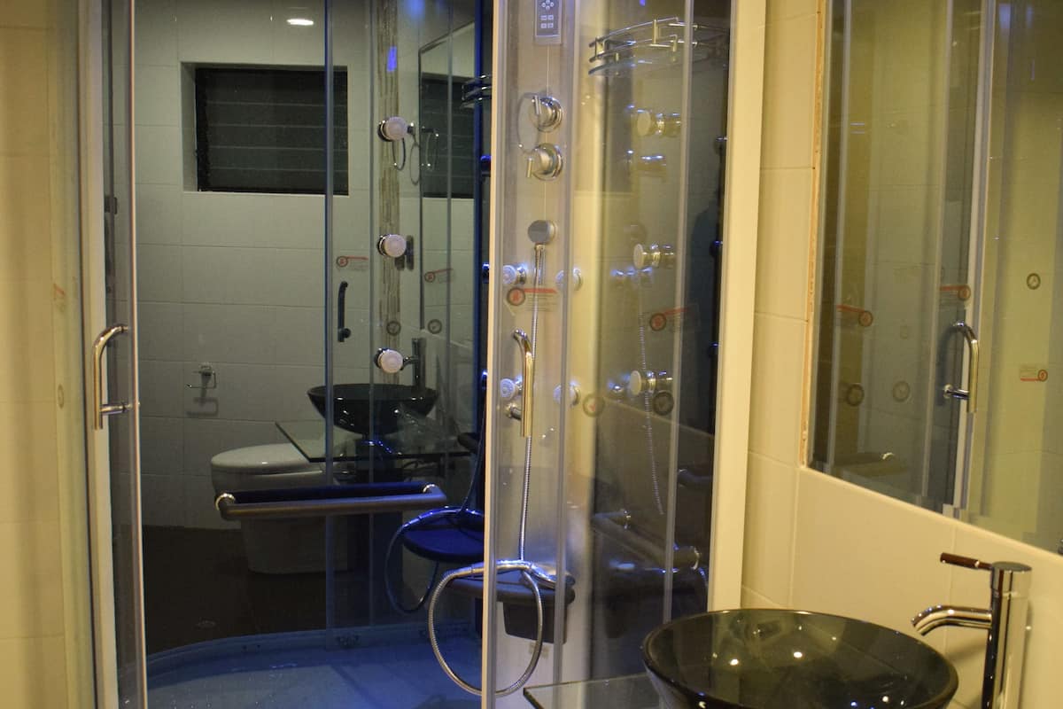 Suite Exclusiva, banheira de hidromassagem | Comodidade do quarto