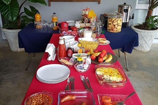 Café da manhã inglês mediante uma taxa durante a semana