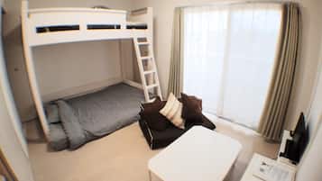 Quarto Quádruplo | Ferro/tábua de engomar, Wi-fi grátis