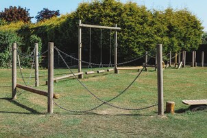 Área de recreio para crianças (ao ar livre)