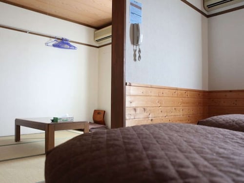 Hill Side Inn Center Club - Tokamachi