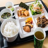 Comida e bebidas