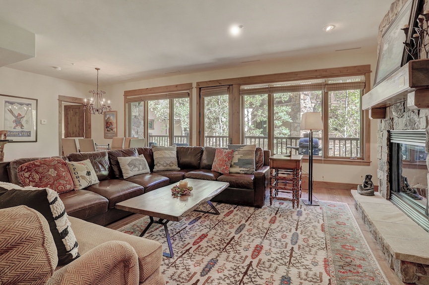 Elegant 3br Condo, Steps From The Chairlift! - Edwards, CO