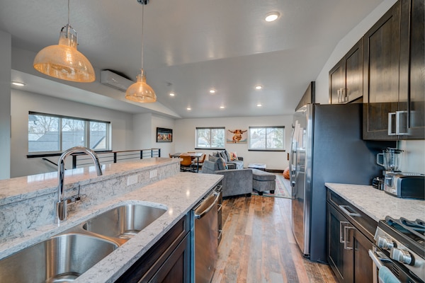 Modern Farmhouse Garden Cottage - 2019 Missoula Parade Of Homes Winner - Missoula, MT