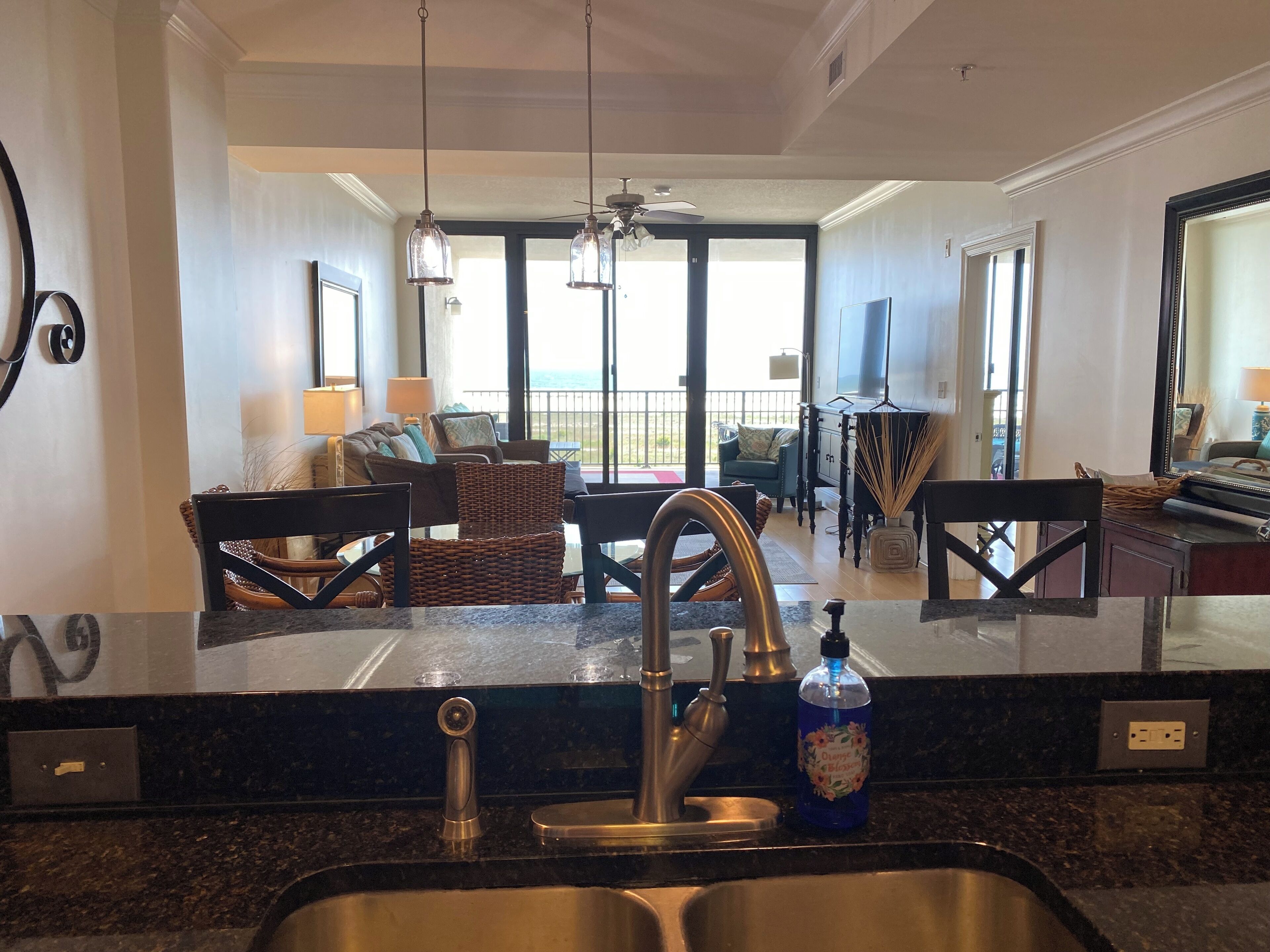 Recientemente Redecorado - Grande Y Lujoso, Holiday Isle Unidad 409 - Dauphin Island, AL