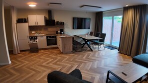 Apartamento luxo, vista para o pátio | 1 quarto