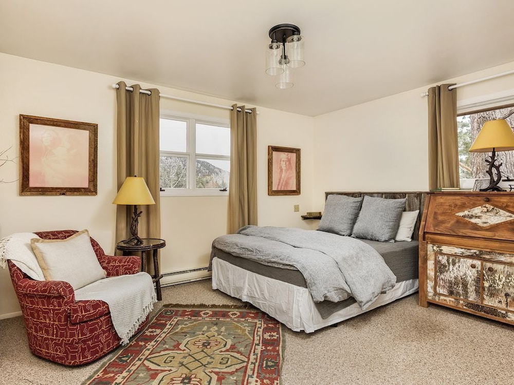 Crystal River Ranch House | 30 Acre Family Escape - Carbondale, CO