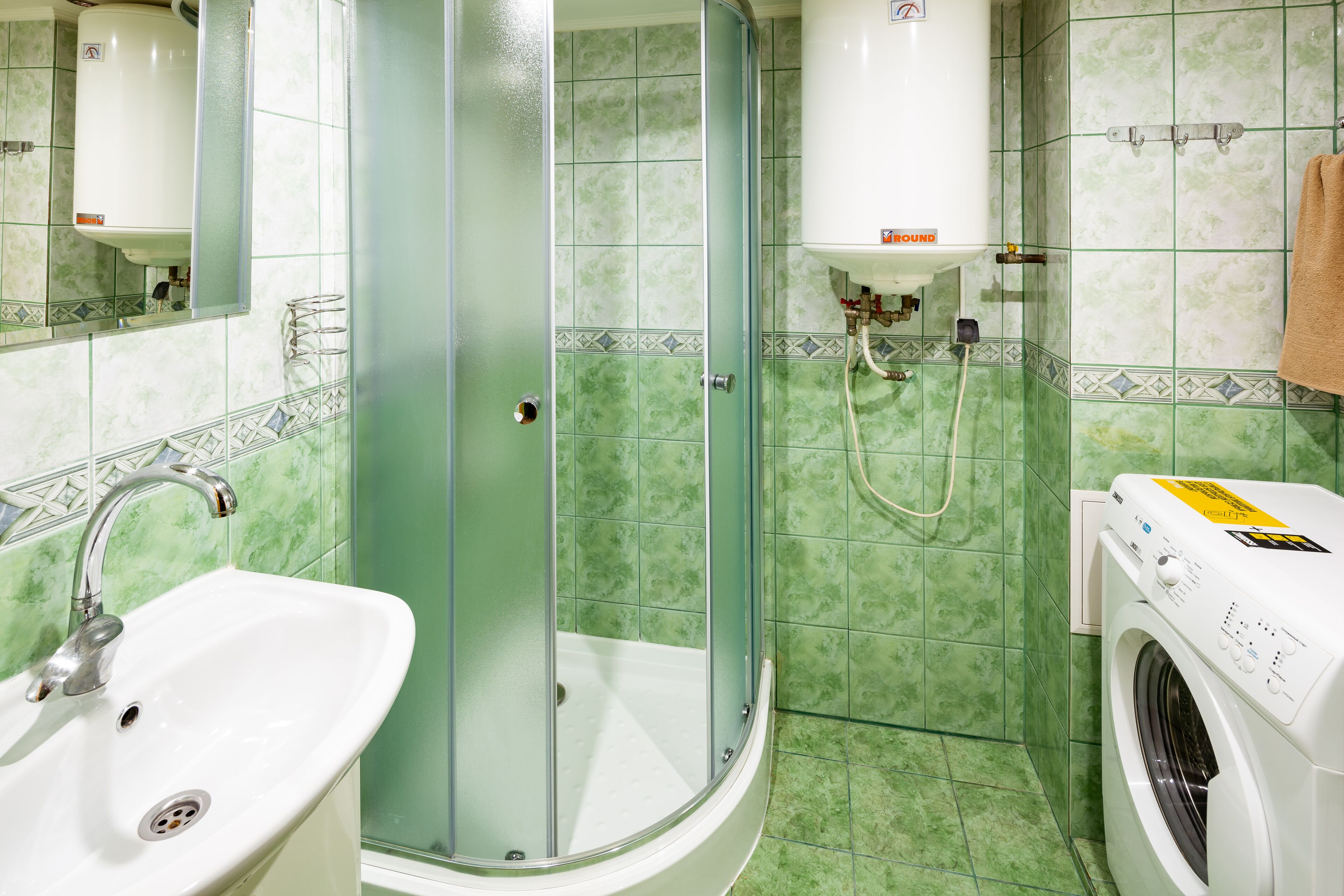 Apartamento, 1 quarto | Banheiro | Produtos de toalete grátis, secador de cabelo, toalhas de banho 