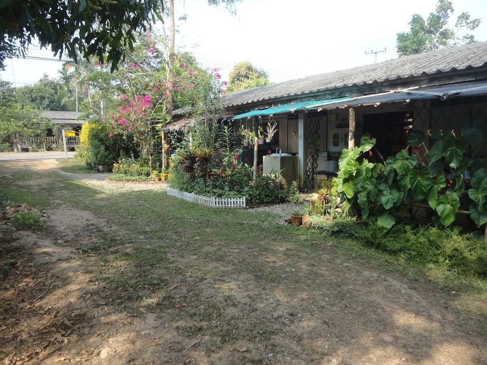 Grandma's Home Sangkhlaburi - Thong Pha Phum District