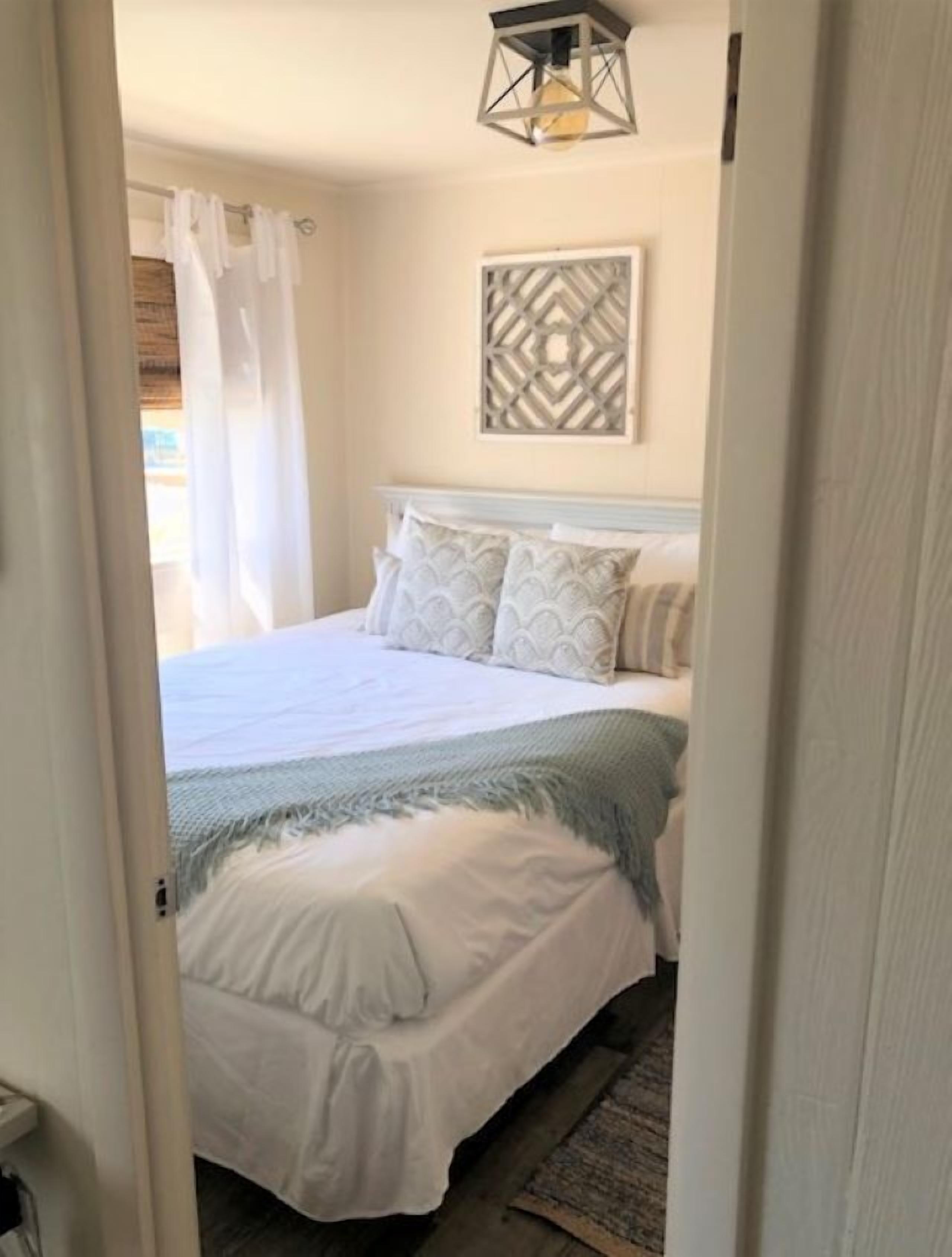 Ocean Glass Inn in Rehoboth Beach: Find Hotel Reviews, Rooms, and ...