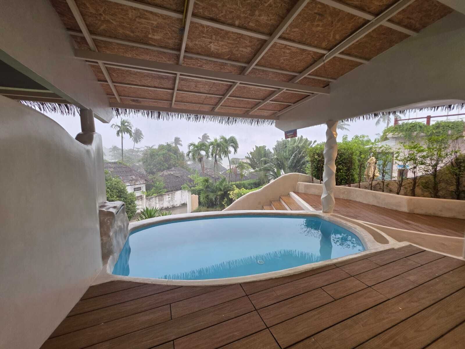 Quarto superior | Roupas de cama antialérgicas, frigobar, cofres nos quartos