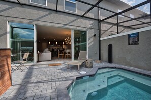 Casa geminada, 4 quartos | Piscina | Piscina externa