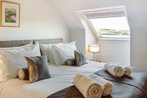 Quarto Duplo (Mackenzie) | Roupa de cama fornecida 