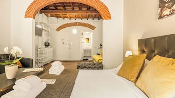 Quarto luxo, 1 quarto, vista para a cidade | Cofres nos quartos, quartos à prova de som