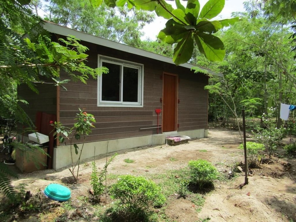 Quiet Bungalow In San Andres / Catanduanes, Philippines - Catanduanes