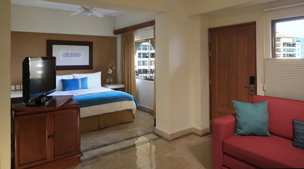 Oceanview Two Bedroom And Two Bathroom ,Equipped Kit, Maid Service, Balcony - Puerto Vallarta