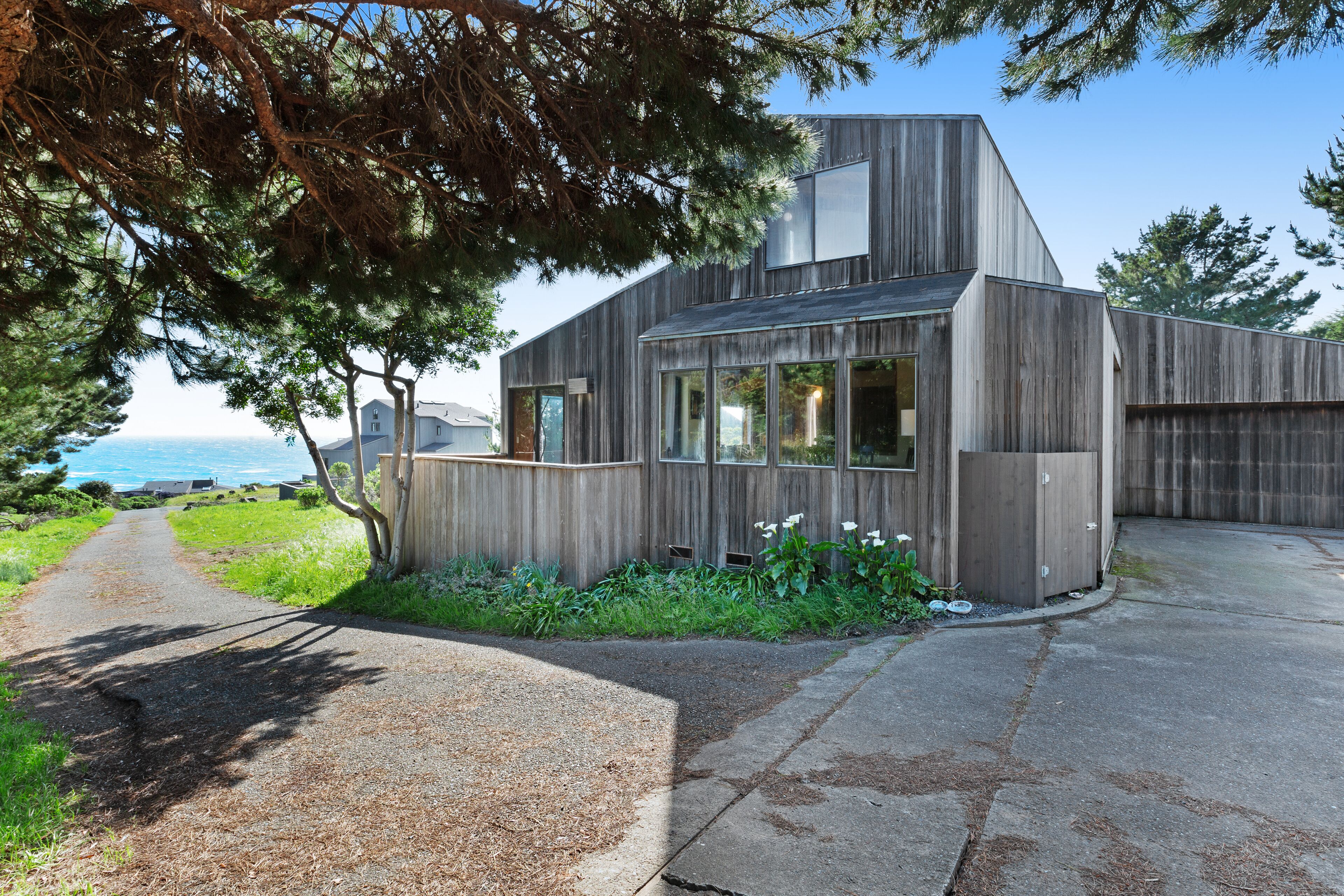 Architecturally Stunning Ocean View Home featured in Coastal Living ...