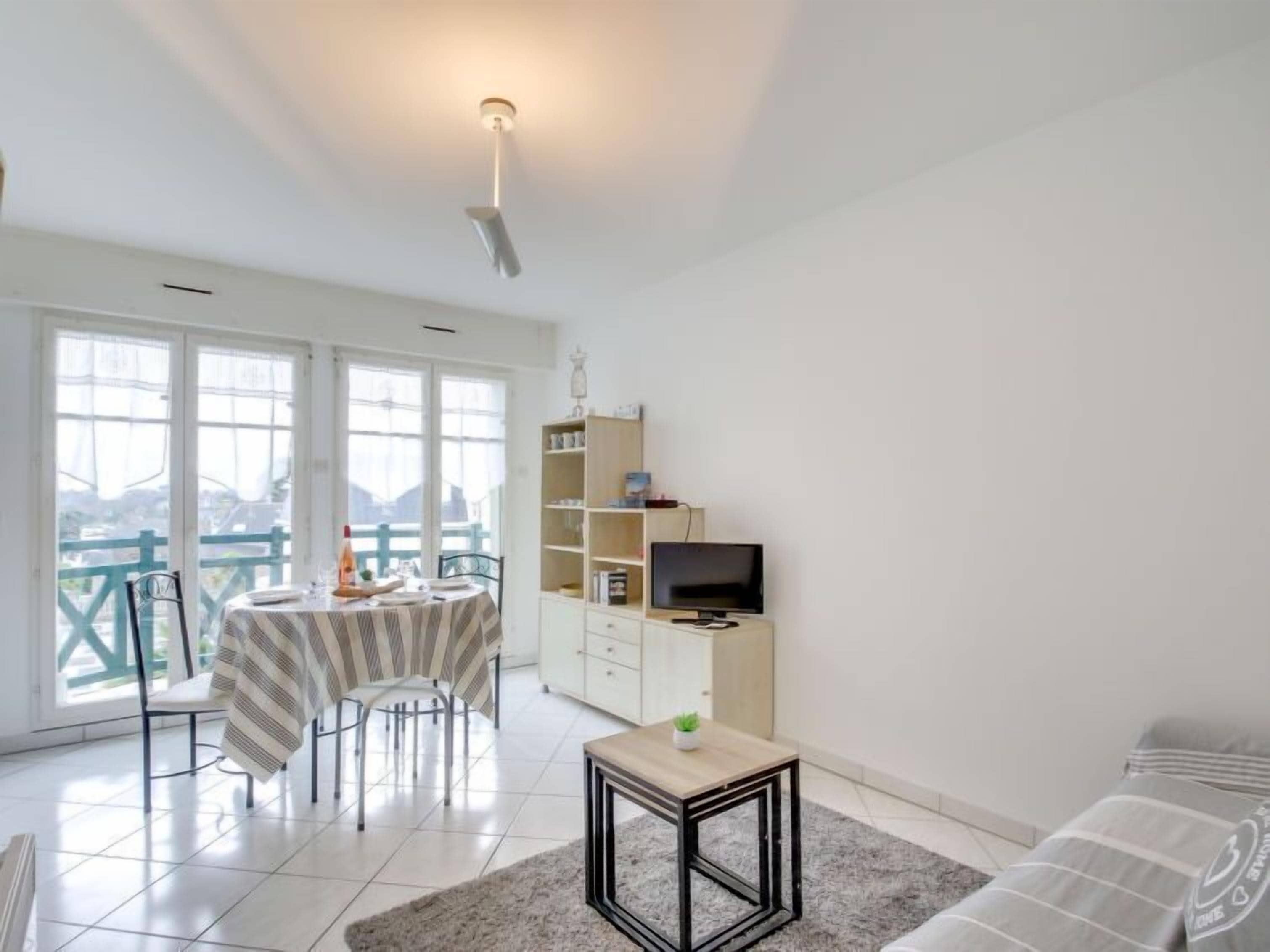 Résidence Des Tennis By Interhome - Dinard