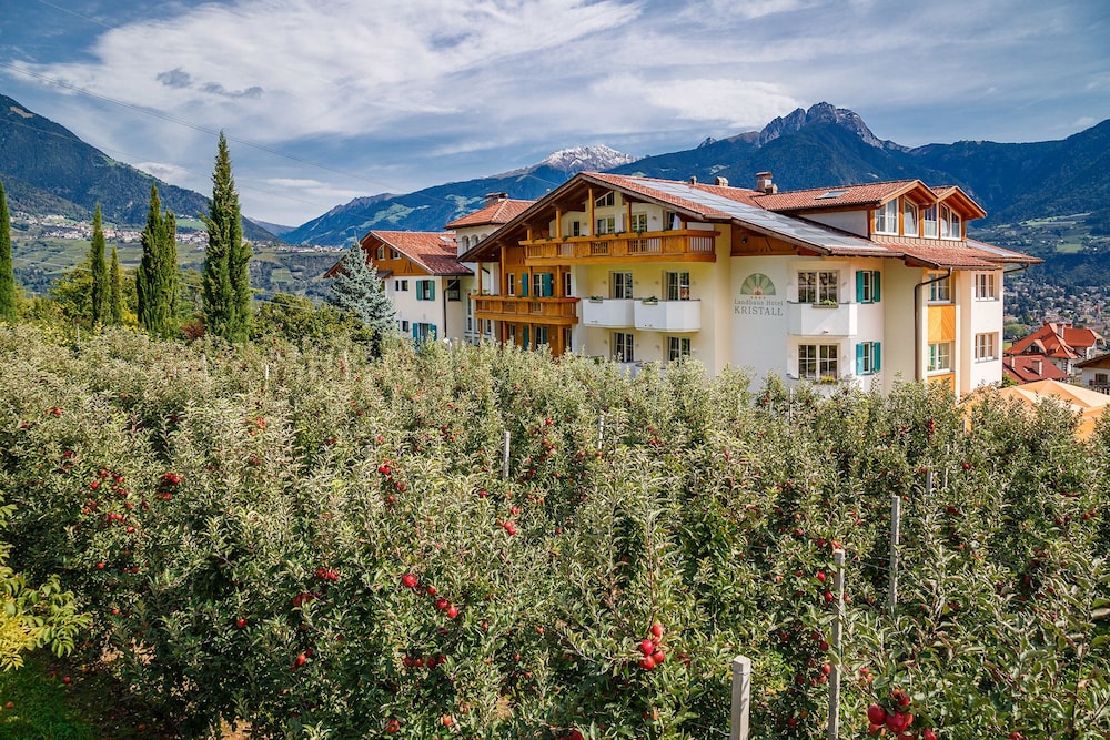 Hotel Kristall - Merano