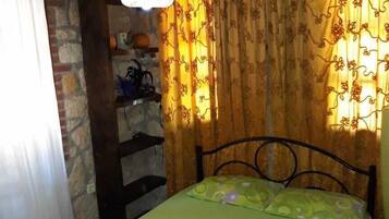 Cortinas/cortinados opacos, ferro/tábua de engomar