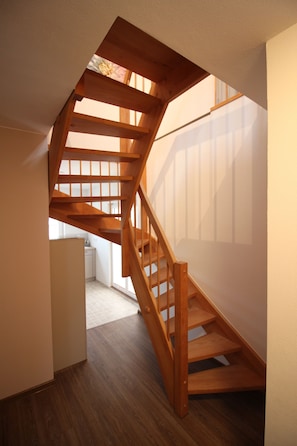 Apartamento Exclusivo | Sala de estar | Televisor de ecrã plano de 55 polegadas com canais por cabo, Smart TV